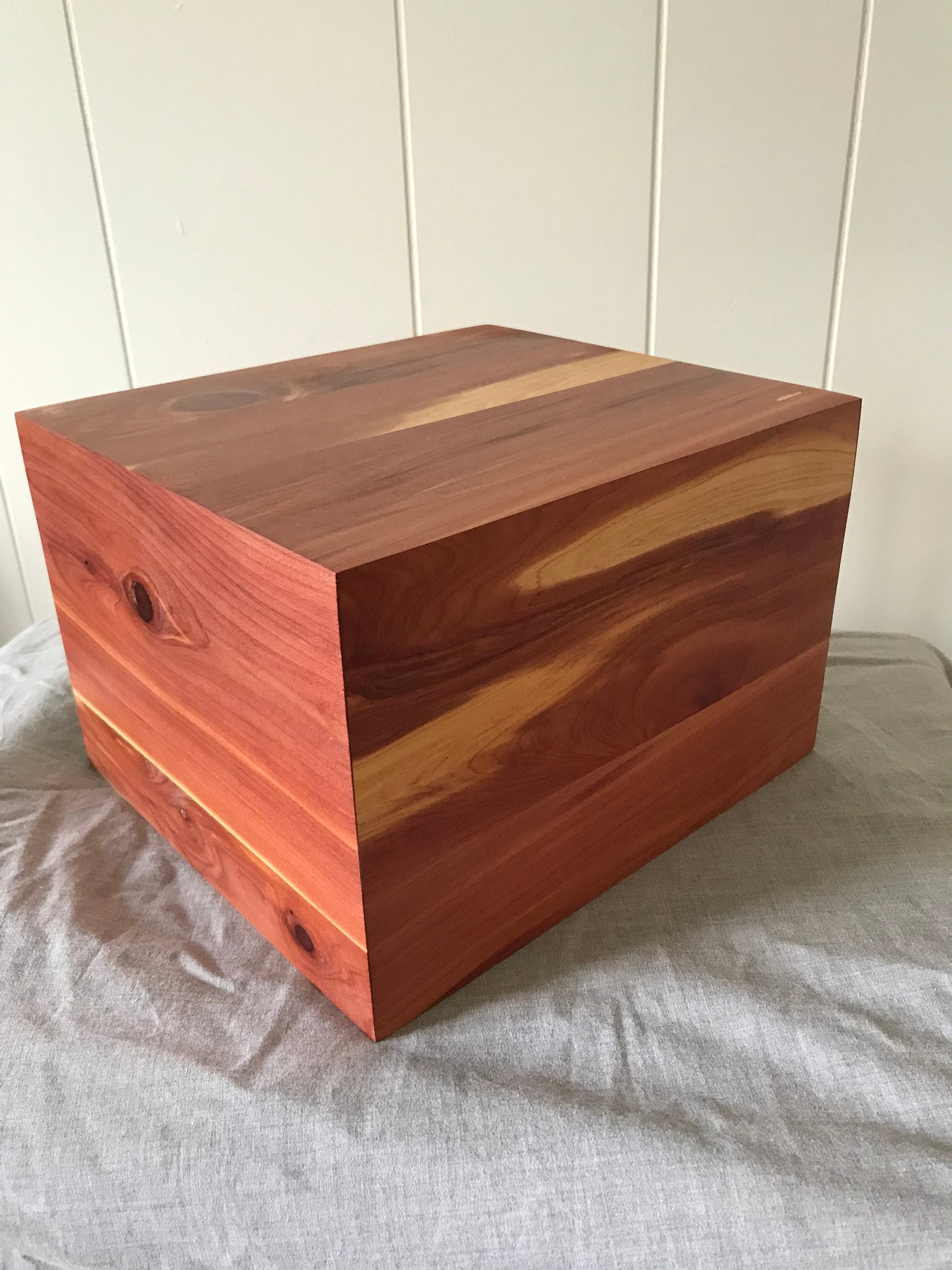 Minimalist Urn-Aromatic Cedar, for Adult Human Ashes, up to 280 pounds ...